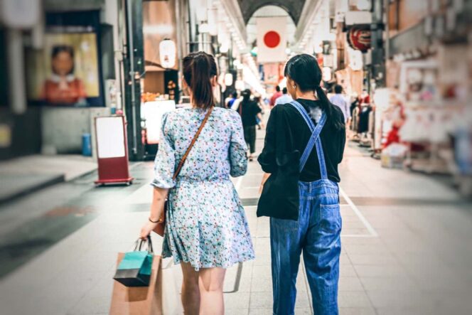 How to Dress in Japan: A Complete Guide to Navigating Cultural Norms ...